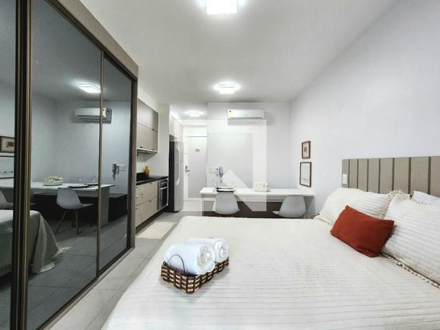 Kitnet, Moema, 1 Quarto, 26 m2 São Paulo