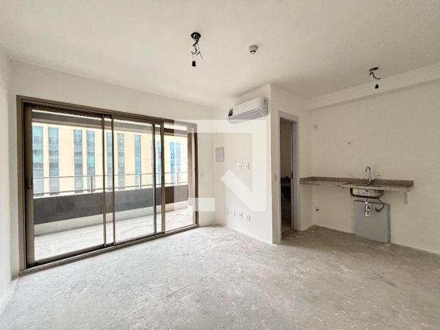 Kitnet, Moema, 1 Quarto, 27 m2 São Paulo