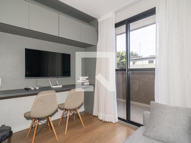 Kitnet, Moema, 1 Quarto, 27 m2 São Paulo