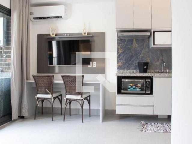 Kitnet, Moema, 1 Quarto, 28 m2 São Paulo