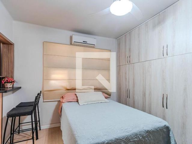 Kitnet, Menino Deus, 1 Quarto, 32 m2 Porto Alegre