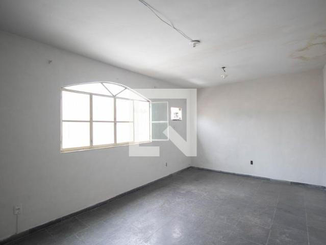 Kitnet, Mutondo, 1 Quarto, 20 m2 São Gonçalo
