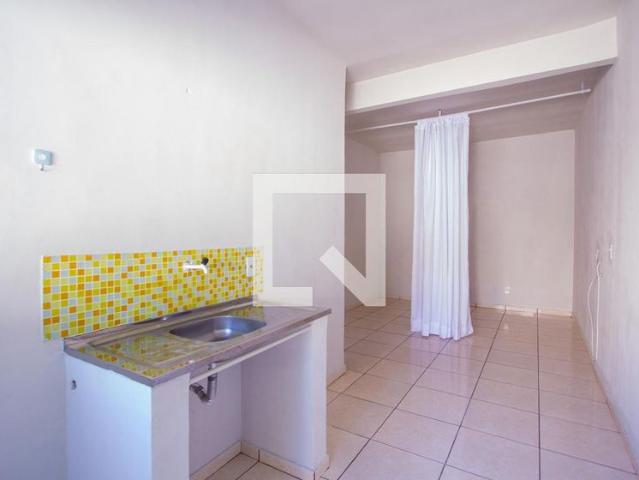 Kitnet, Mutondo, 1 Quarto, 27 m2 São Gonçalo