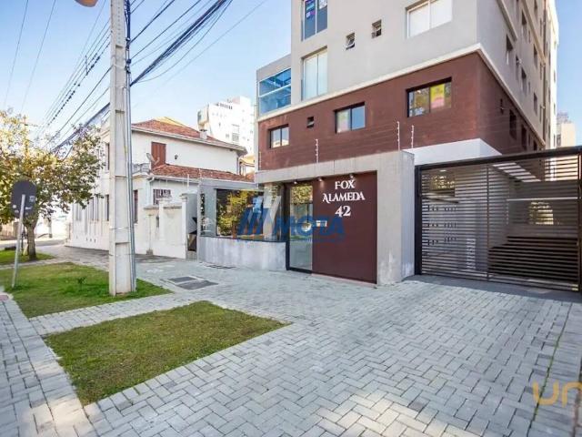Kitnet na Princesa Izabel Bigorrilho Curitiba PR, aluguel por R$ 2.300