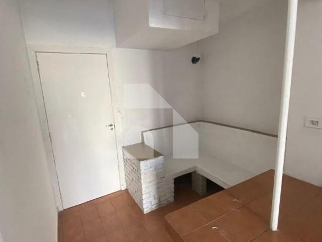 Kitnet na região de Santa Cecília