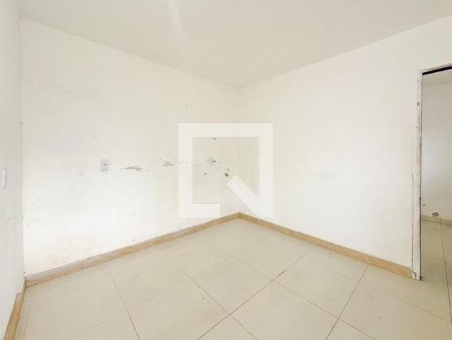 Kitnet, São João do Rio Vermelho, 1 Quarto, 35 m2 Florianópolis