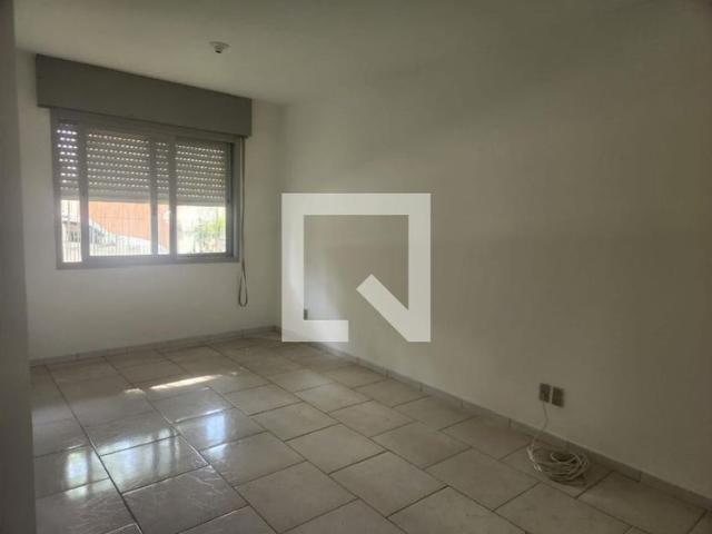 Kitnet, São Sebastião, 1 Quarto, 30 m2 Porto Alegre