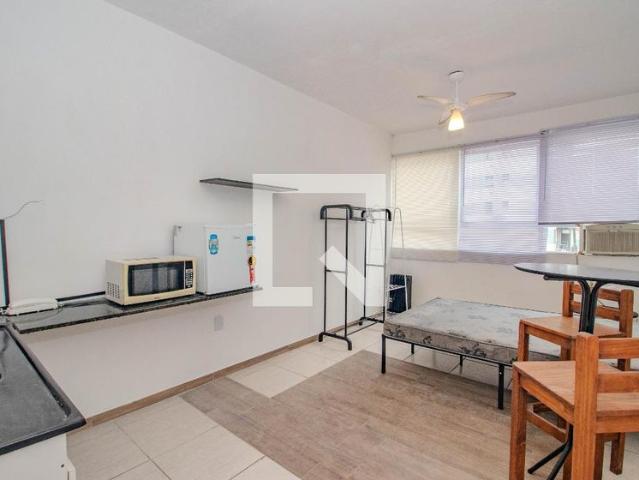 Kitnet, Santa Cecília, 1 Quarto, 22 m2 Porto Alegre