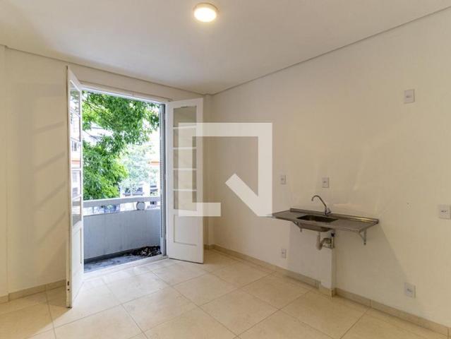 Kitnet, Santa Cecília, 1 Quarto, 28 m2 São Paulo