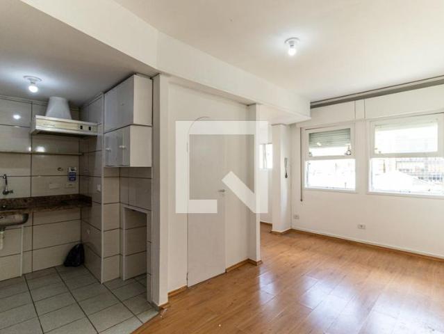 Kitnet, Santa Cecília, 1 Quarto, 32 m2 São Paulo