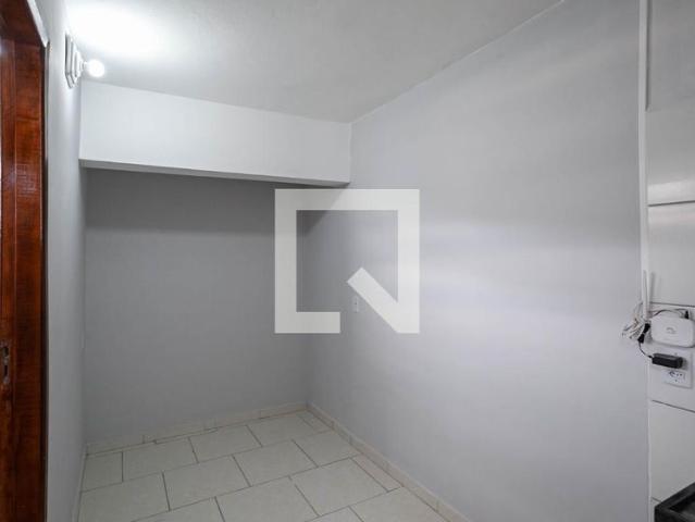 Kitnet, Santa Efigênia, 1 Quarto, 25 m2 Belo Horizonte