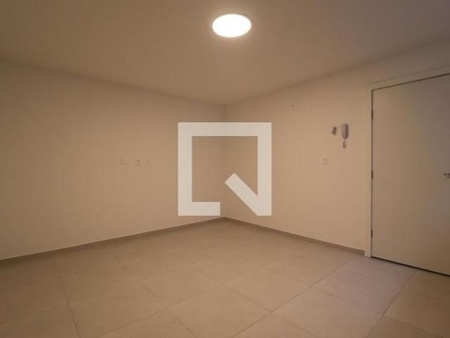 Kitnet, Santa Teresinha, 1 Quarto, 21 m2 Santo André