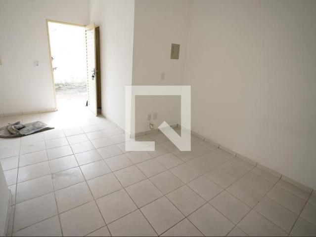 Kitnet, Setor Leste Universitário, 1 Quarto, 30 m2 Goiânia