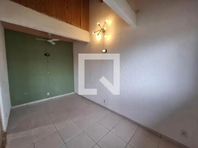 Kitnet / Stúdio para Locação em Niterói/RJ Engenho do Mato 1 Quartos