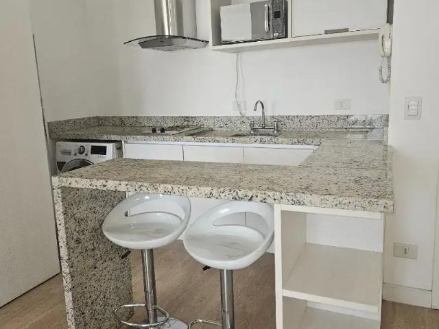 Kitnet / Stúdio para Locação em Curitiba/PR Centro 1 Quartos