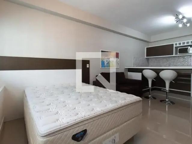Kitnet / Stúdio para Locação em Curitiba/PR Centro 1 Quartos