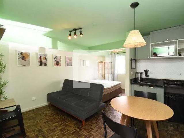 Kitnet / Stúdio para Locação em Curitiba/PR Centro 1 Quartos