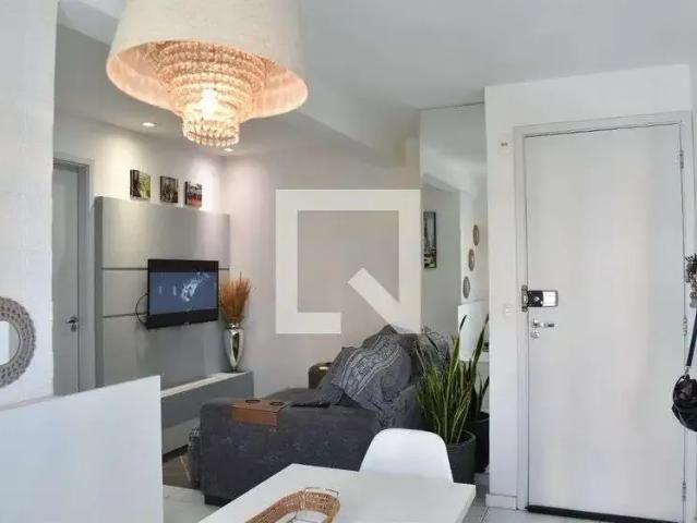 Kitnet / Stúdio para Locação em Curitiba/PR Alto da Rua XV 2 Quartos