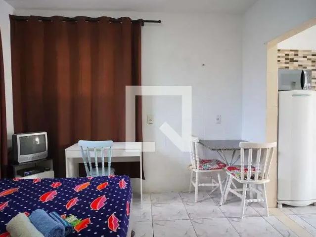 Kitnet / Stúdio para Locação em Florianópolis/SC Monte Verde 1 Quartos