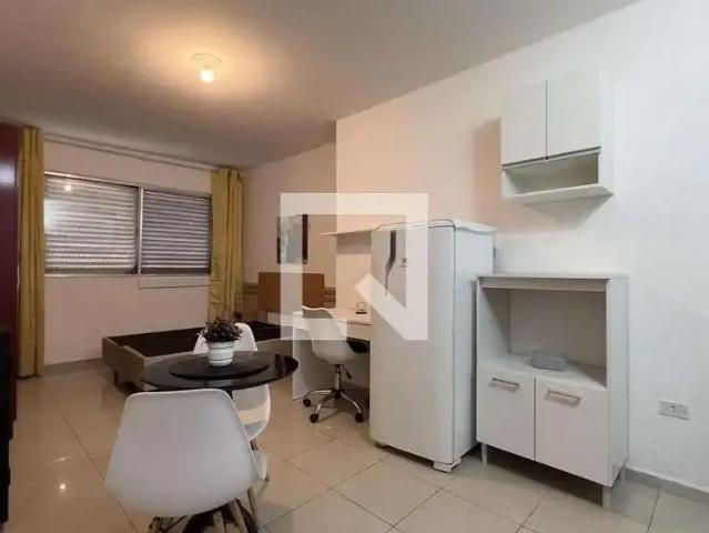 Kitnet / Stúdio para Locação em Guarulhos/SP Centro 1 Quartos