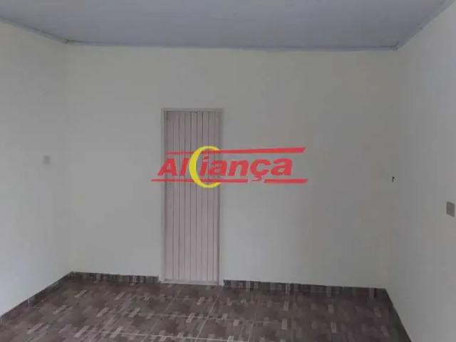 Kitnet / Stúdio para Locação em Guarulhos/SP Recreio São Jorge 1 Quartos