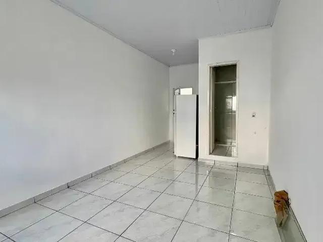 Kitnet / Stúdio para Locação em Porto Alegre/RS Azenha 1 Quartos