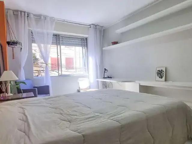Kitnet / Stúdio para Locação em Porto Alegre/RS Cidade Baixa