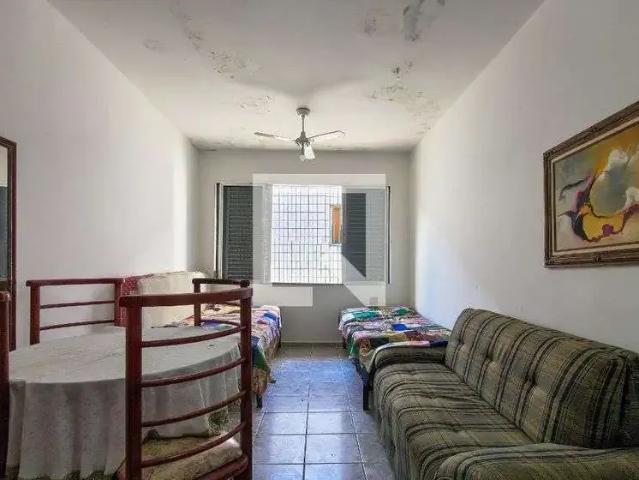 Kitnet / Stúdio para Locação em Praia Grande/SP Nova Mirim