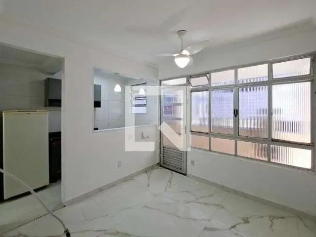 Kitnet / Stúdio para Locação em Praia Grande/SP Aviação 1 Quartos