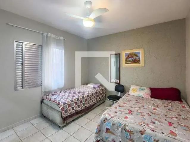 Kitnet / Stúdio para Locação em Praia Grande/SP Aviação