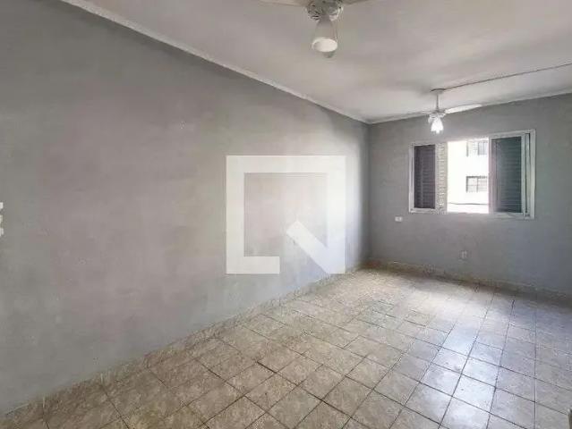 Kitnet / Stúdio para Locação em Praia Grande/SP Boqueirão