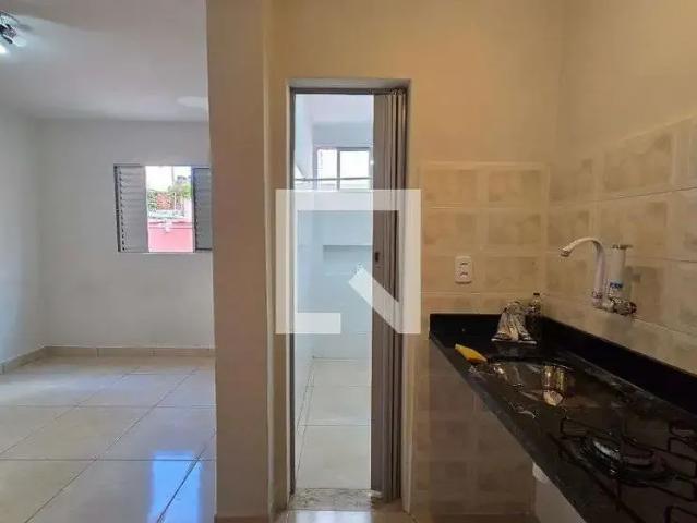 Kitnet / Stúdio para Locação em Praia Grande/SP Cidade Ocian 1 Quartos