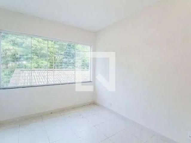 Kitnet / Stúdio para Locação em Rio de Janeiro/RJ Cascadura 1 Quartos