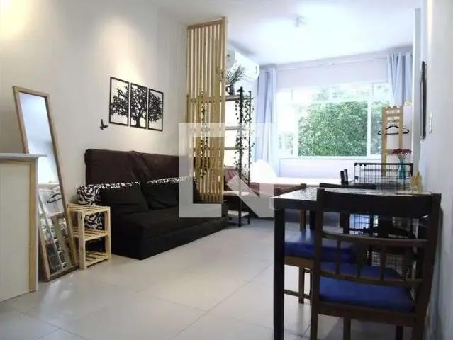 Kitnet / Stúdio para Locação em Rio de Janeiro/RJ Centro 1 Quartos
