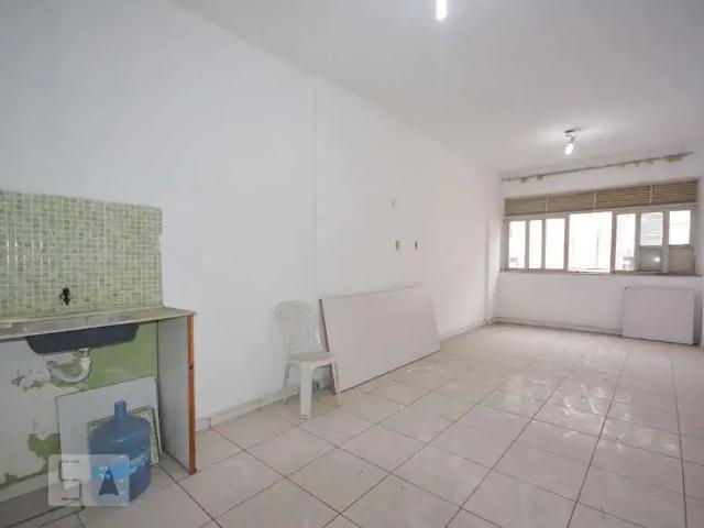Kitnet / Stúdio para Locação em Rio de Janeiro/RJ Centro 1 Quartos