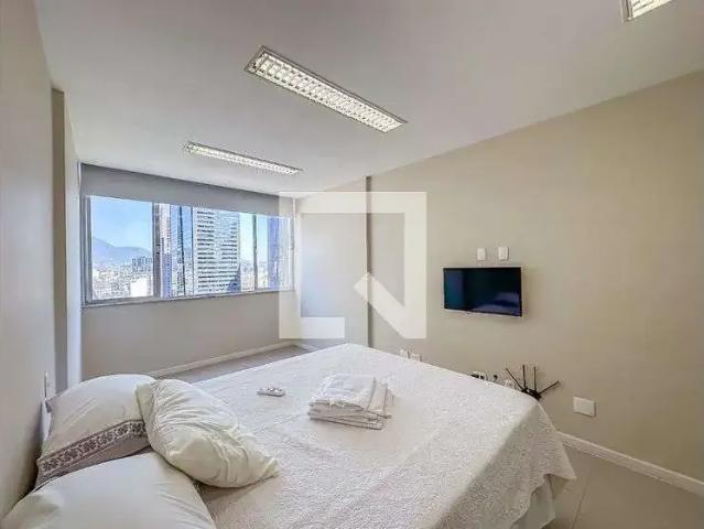 Kitnet / Stúdio para Locação em Rio de Janeiro/RJ Centro 1 Quartos