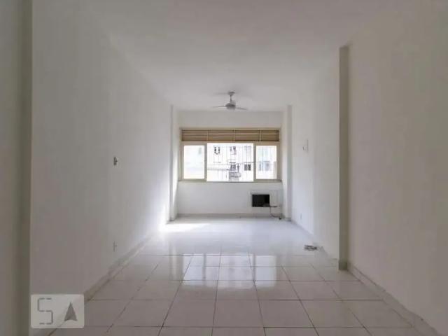 Kitnet / Stúdio para Locação em Rio de Janeiro/RJ Centro 1 Quartos
