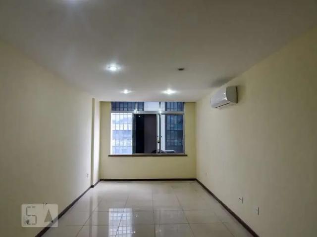 Kitnet / Stúdio para Locação em Rio de Janeiro/RJ Centro 1 Quartos
