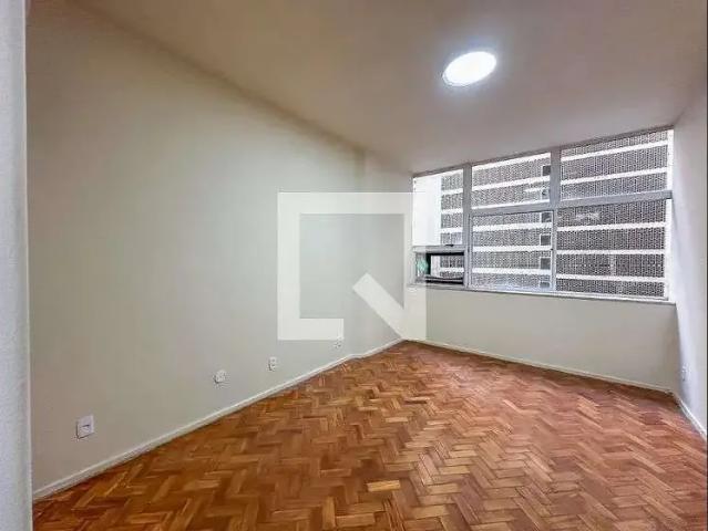 Kitnet / Stúdio para Locação em Rio de Janeiro/RJ Centro 1 Quartos