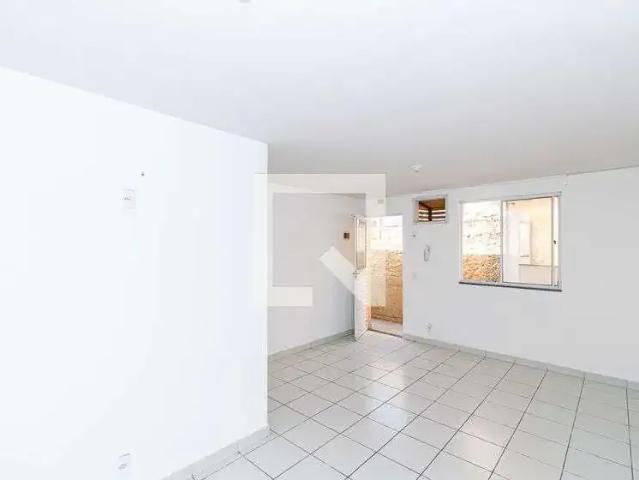 Kitnet / Stúdio para Locação em Rio de Janeiro/RJ Irajá 1 Quartos