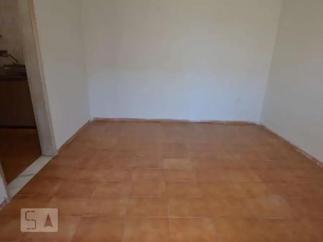 Kitnet / Stúdio para Locação em Rio de Janeiro/RJ Olaria 1 Quartos