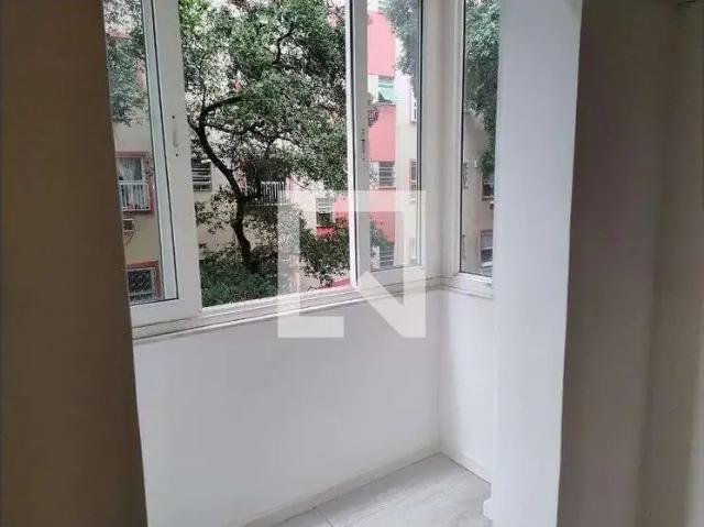 Kitnet / Stúdio para Locação em Rio de Janeiro/RJ Laranjeiras 1 Quartos
