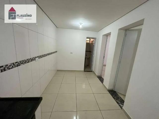 Kitnet / Stúdio para Locação em São Paulo/SP Jardim São Luís 2 Quartos