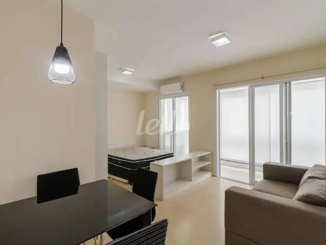 Kitnet / Stúdio para Locação em São Paulo/SP Vila Regente Feijó 1 Quartos