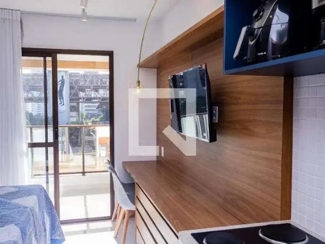 Kitnet / Stúdio para Locação em Salvador/BA Armação 1 Quartos