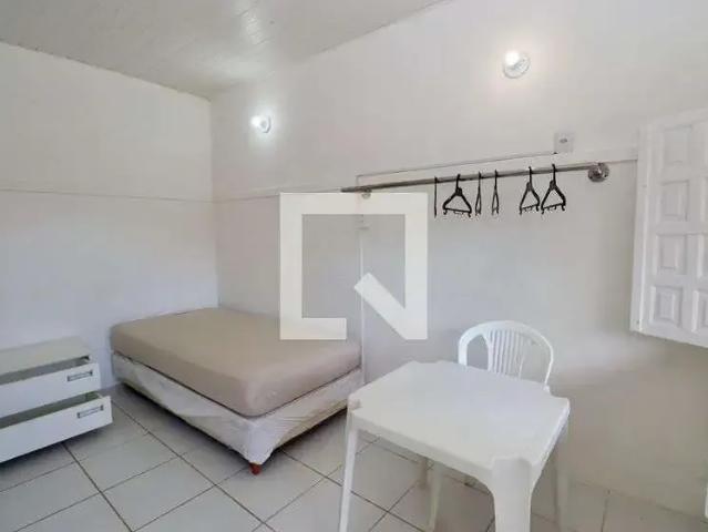 Kitnet / Stúdio para Locação em Salvador/BA Patamares 1 Quartos