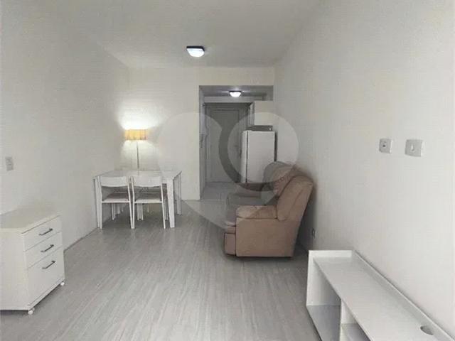 Kitnet / Stúdio para Venda em Curitiba/PR Centro 1 Quartos