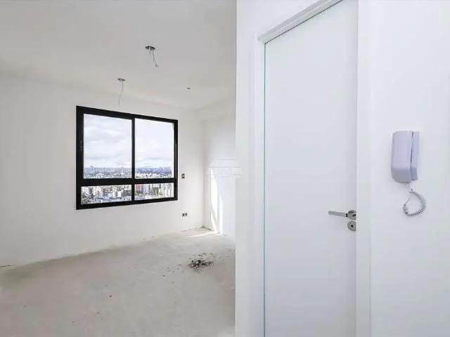 Kitnet / Stúdio para Venda em Curitiba/PR Portão 1 Quartos