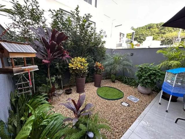 Kitnet / Stúdio para Venda em Florianópolis/SC Canasvieiras 1 Quartos