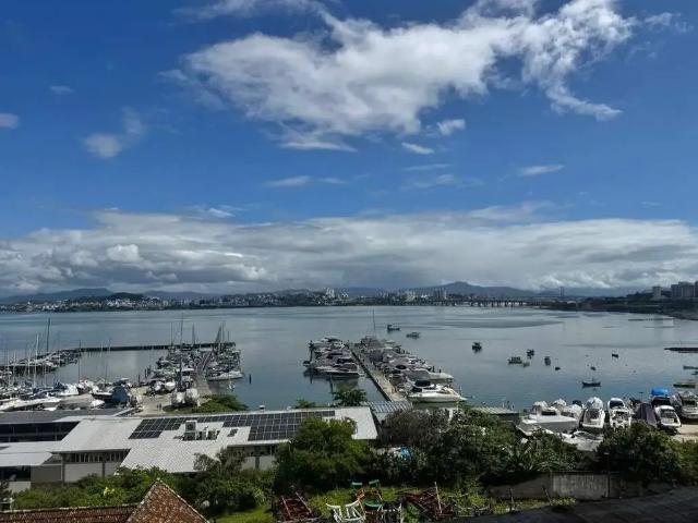 Kitnet / Stúdio para Venda em Florianópolis/SC Centro 1 Quartos